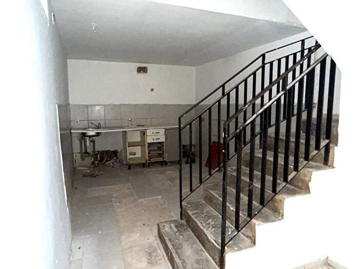 Maison à vendre - Aumes - 4 pièces - 2 chambres