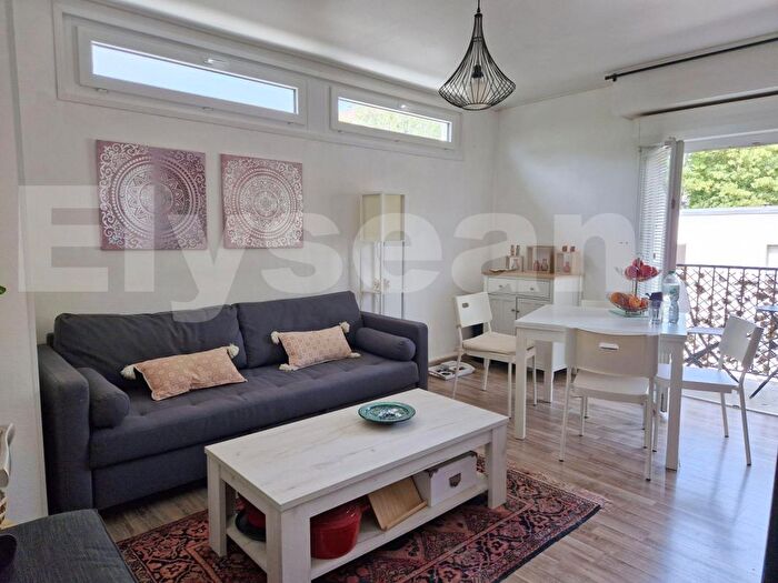 Orléans, Saint-Vincent, Pasteur - Appartement 2 pièces à vendre