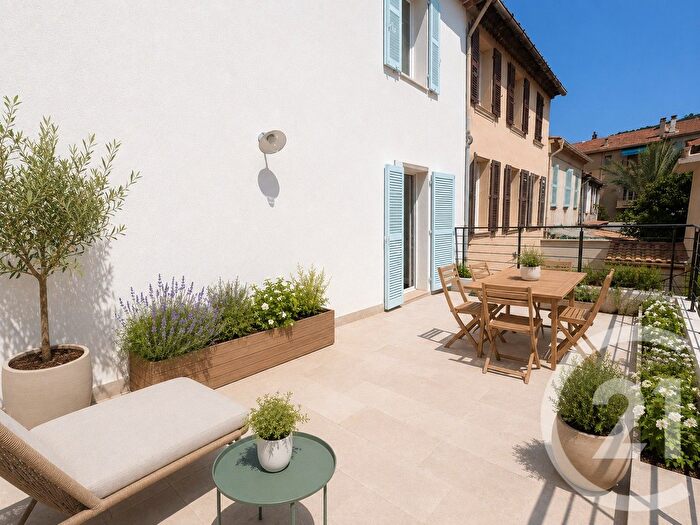 Appartement 1 pièce à Toulon, Saint-Roch, à vendre