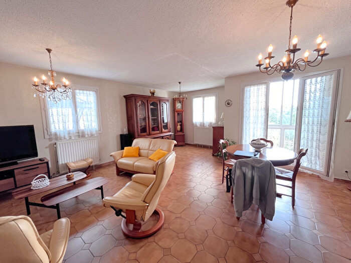 Appartement 3 pièces à vendre à Aix-en-Provence, Saint-Donat, Les Platanes