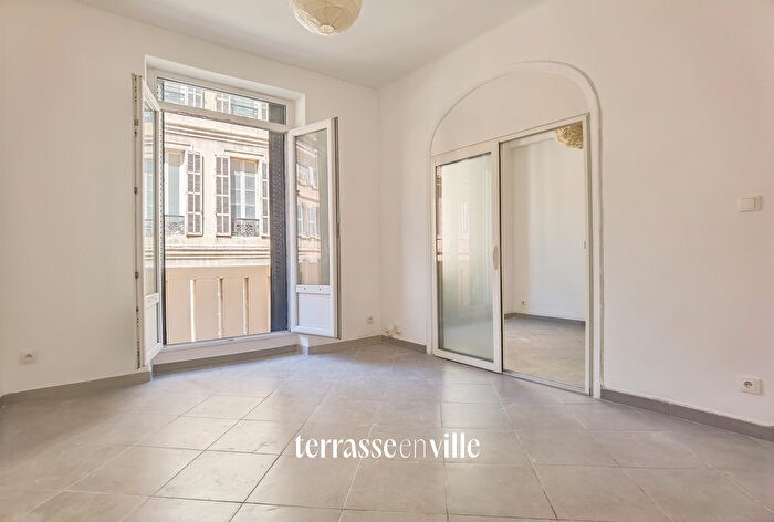 Appartement 4 pièces à louer à Marseille 1er, Opéra