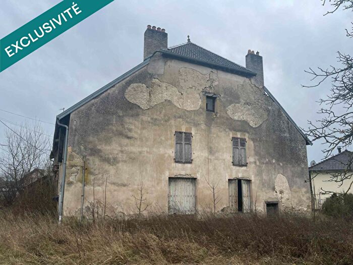 Jussey : Maison 15 pièces à vendre
