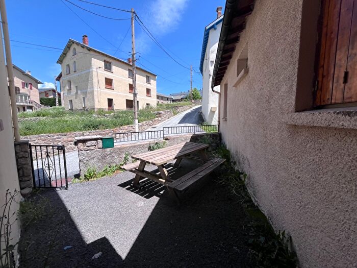 Maison 6 pièces à vendre - La Llagonne