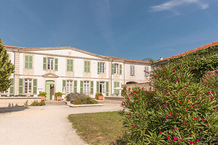 Saint-Martin-de-Ré : Appartement 3 pièces à vendre