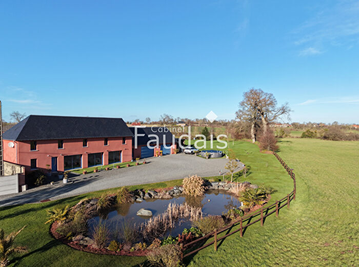 Maison à vendre - Saint-André-de-Bohon - 8 pièces - 4 chambres