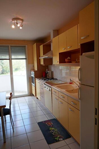 Appartement à louer - La Métare Le Portail Rouge, Saint-Étienne - 3 pièces - 2 chambres