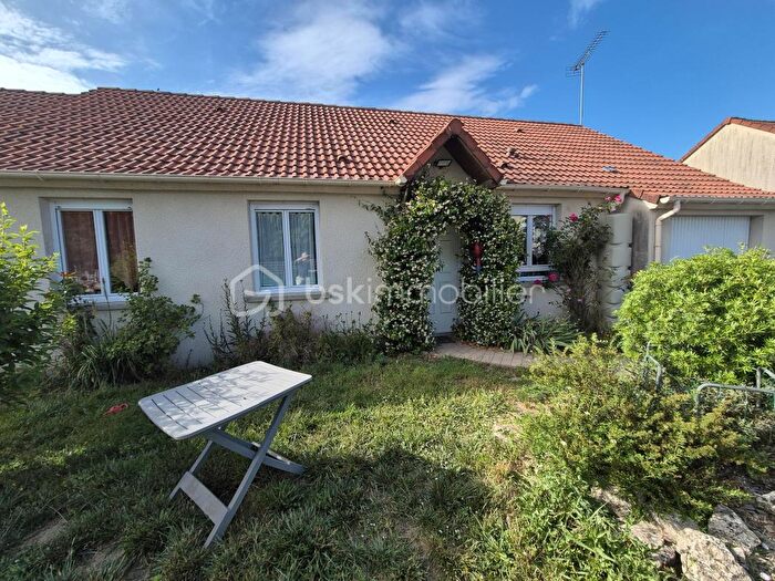 Maison 4 pièces à Gien, Ouest, à vendre