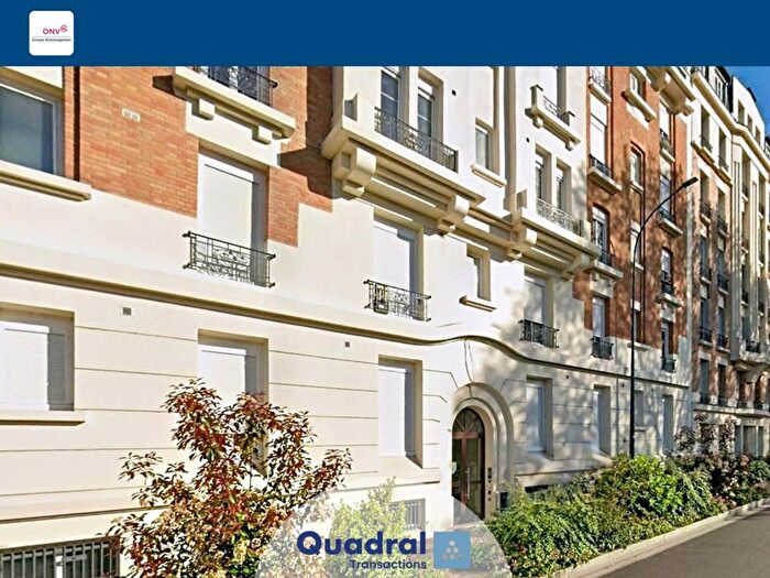 Appartement 3 pièces à vendre à Clichy, Entrée de Ville