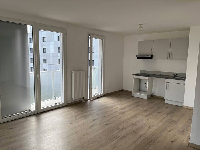 Appartement à louer - Saint Maurice-Pellevoisin, Lille - 3 pièces - 2 chambres