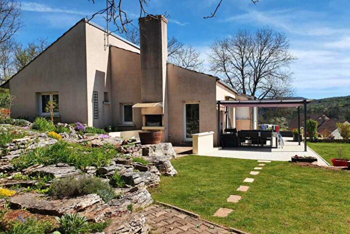 Sainte-Marie-sur-Ouche : Maison 5 pièces à vendre