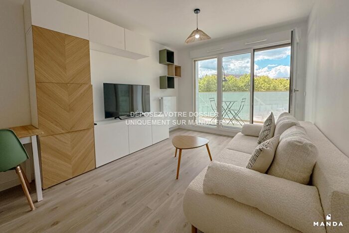 Appartement 1 pièce à Rueil-Malmaison, Rueil sur Seine, à louer