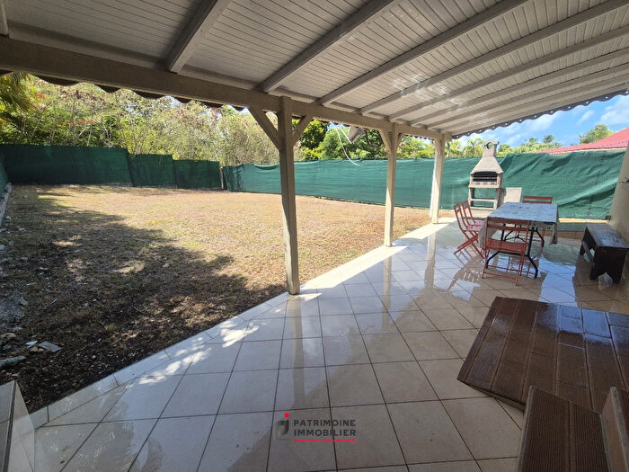Saint-François : Maison 3 pièces à vendre