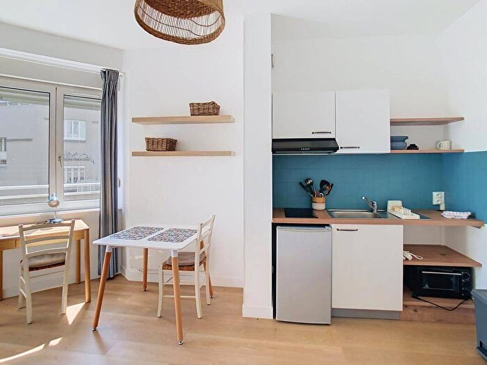Centre, Brest : Appartement 2 pièces à louer