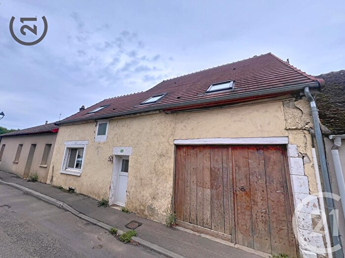 Maison à vendre - Trucy-sur-Yonne - 5 pièces - 3 chambres