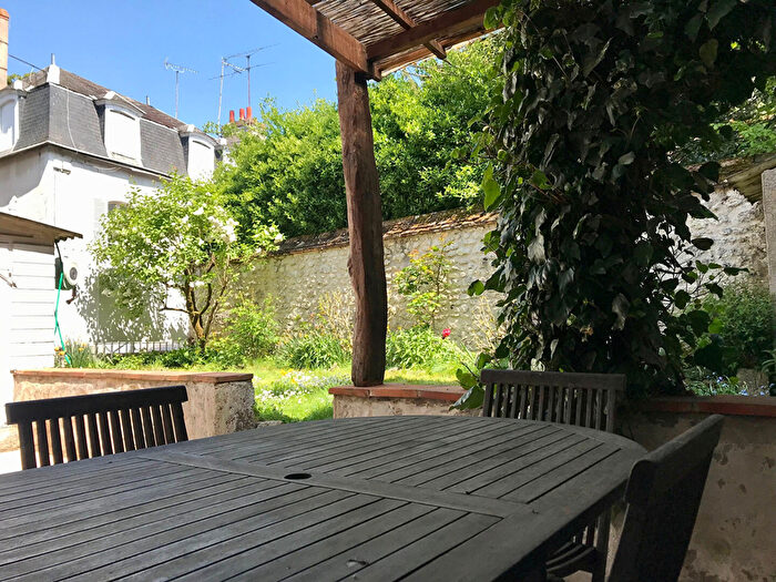 Maison à vendre - Meung-sur-Loire - 6 pièces - 4 chambres