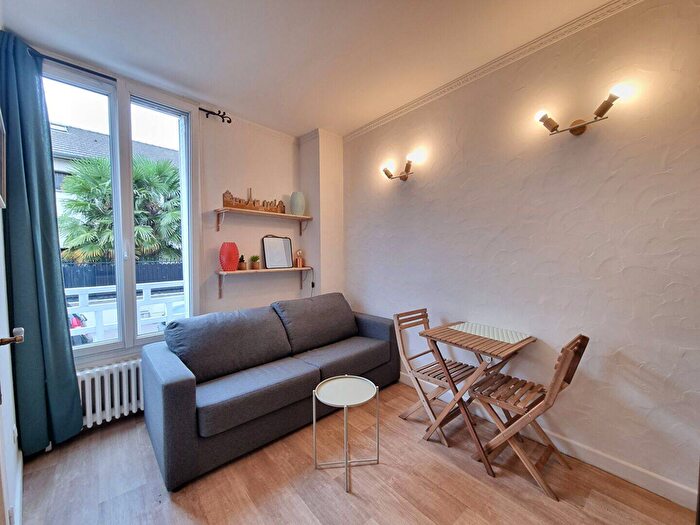 Agent Sarre-Centre-Les Vallées-La Garenne, Colombes : Appartement 1 pièce à louer