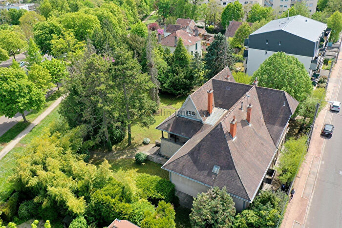 Maison à vendre - Dijon, Colombière, Parc Chevreul - 12 pièces