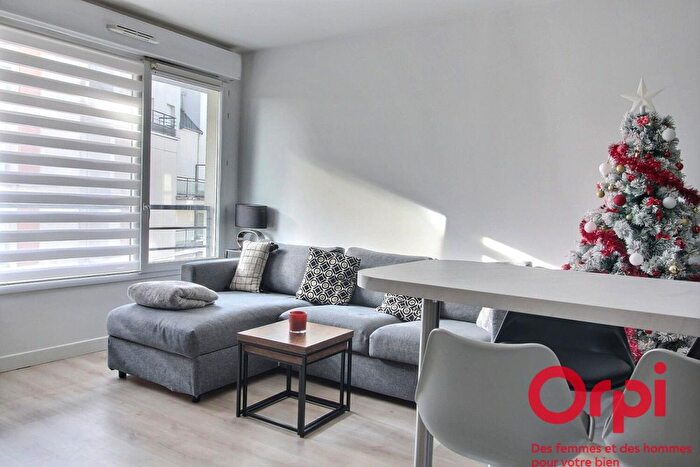 Appartement à vendre - Trappes, Coeur des Merisiers - 2 pièces - 1 chambre