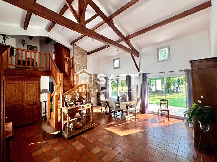 Maison à vendre - Saint-Sébastien-sur-Loire, Est - 6 pièces - 4 chambres