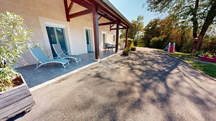 Les Avenières - Maison 5 pièces à vendre