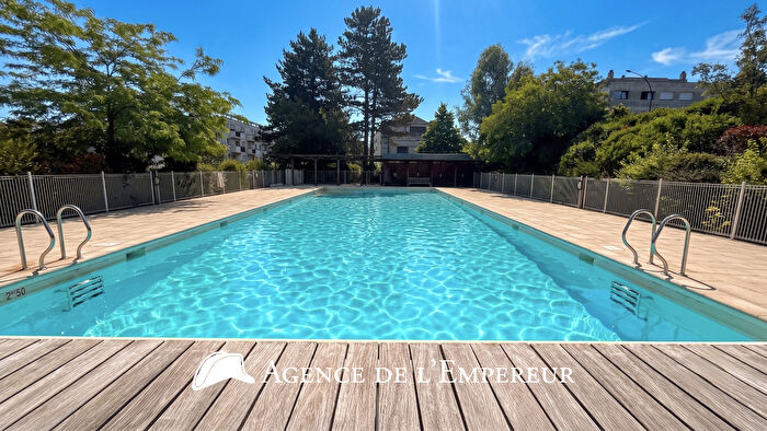 Appartement 2 pièces à Garches, Buzenval, à vendre