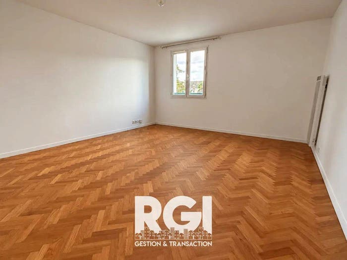 Appartement 2 pièces à louer à Chateau, Le Mesnil-Saint-Denis