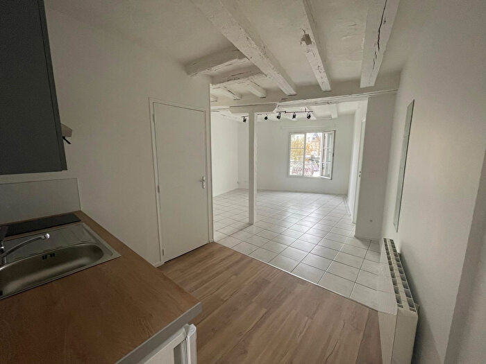 Appartement à louer - Tours, Centre-ville - 2 pièces - 1 chambre