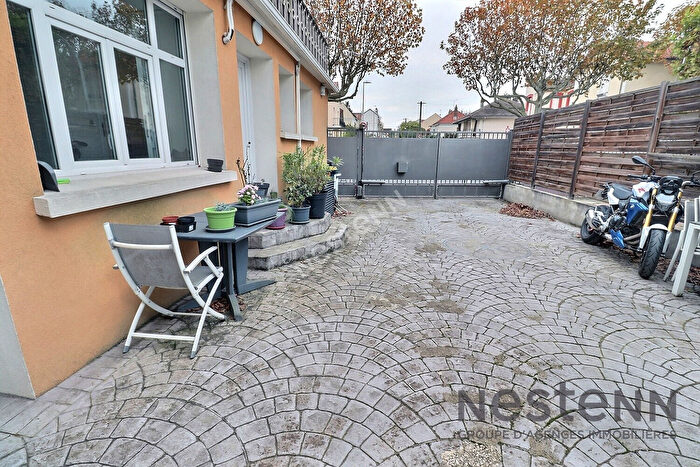 Neuilly-Plaisance, Rennouillères : Maison 7 pièces à vendre