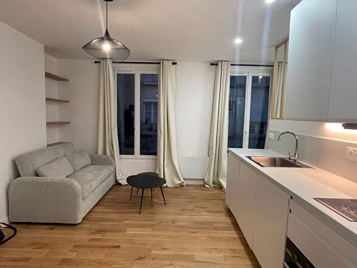 Paris 11ème, Belleville, Saint-Maur : Appartement 1 pièce à louer