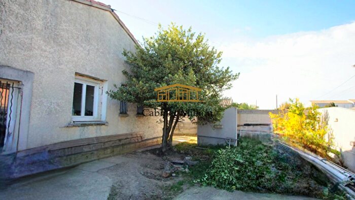 Maisons à vendre et appartements à louer - 1