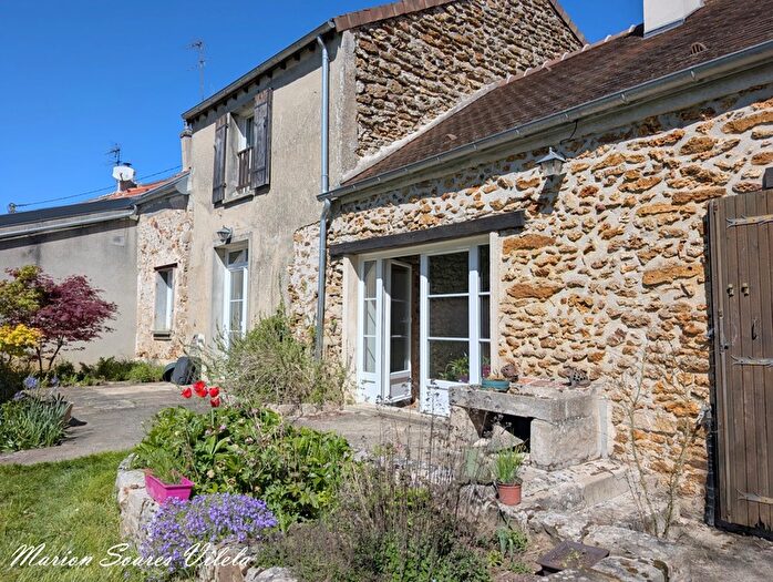 Chaumes-en-Brie : Maison 6 pièces à vendre
