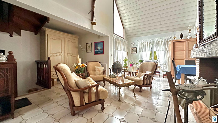 Maison à vendre - Petit-Couronne - 7 pièces - 5 chambres