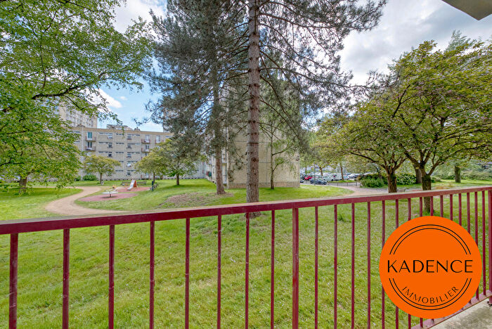 Appartement à vendre - Quartiers Nord-Ouest, Villejean - 5 pièces - 4 chambres