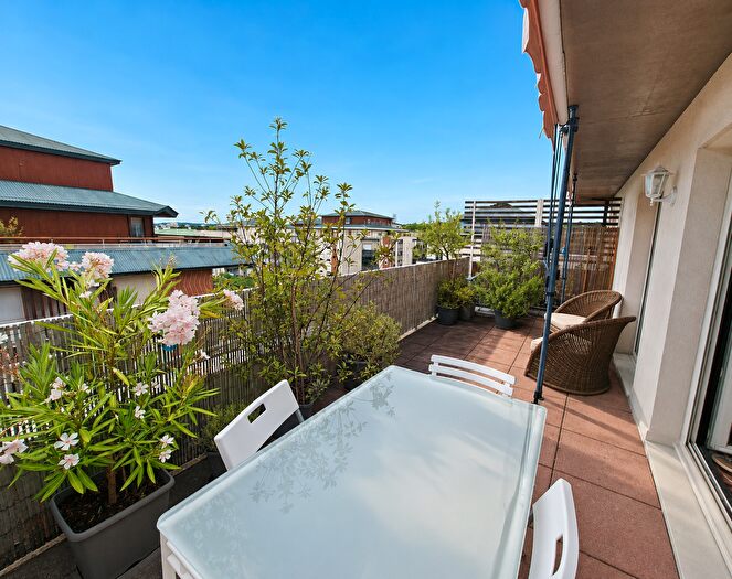 Appartement 5 pièces à vendre à Saint-Germain-en-Laye, Coteaux du Bel-Air, Maison-Verte