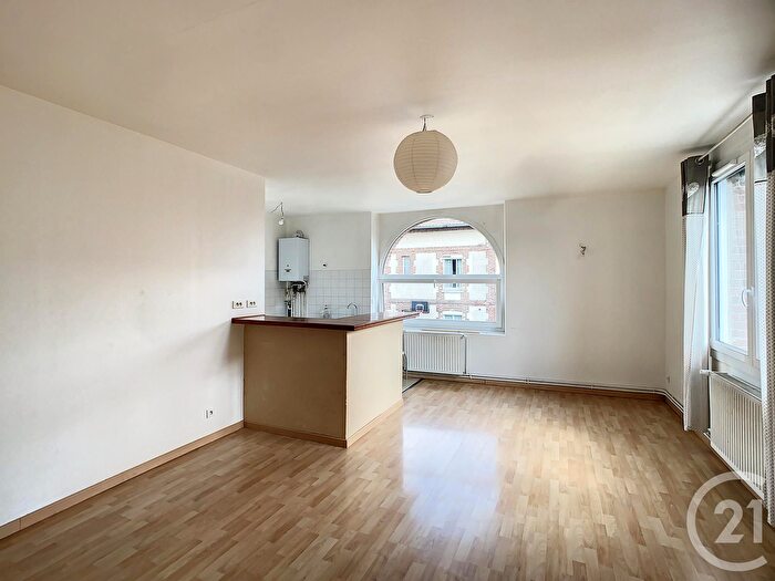 Appartement à louer - Crépy-en-Valois, Péguy - 4 pièces - 3 chambres