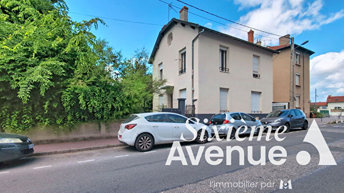 Appartement 1 pièce à Vénissieux, Georges Levy, Ernest Renan, Moulin à vent, à vendre