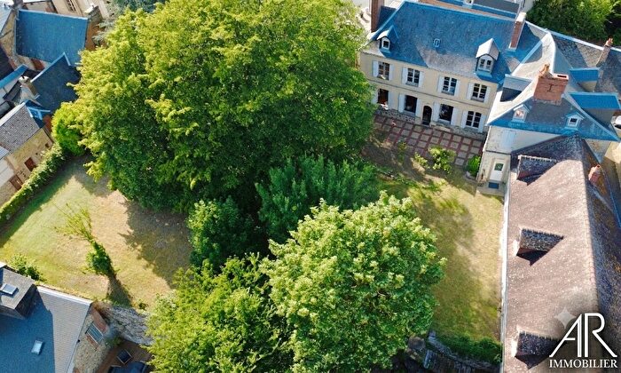 Orbec : Maison 12 pièces à vendre