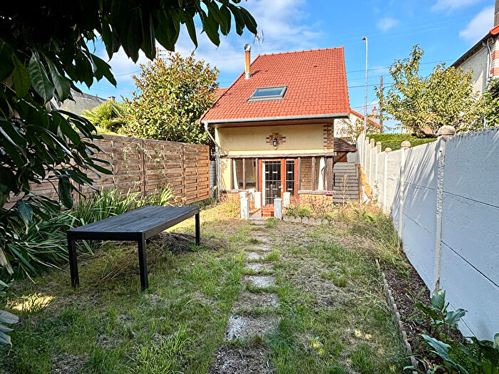 Maison 4 pièces à Bezons, Nouveau Bezons, à vendre