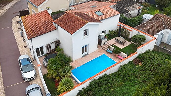 Maison à vendre - Fouras - 7 pièces - 3 chambres