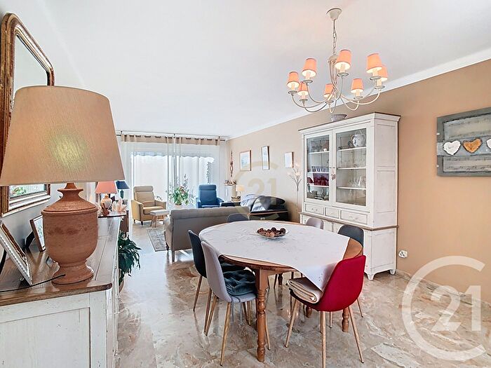 Maison à vendre - Perpignan, Les Remparts - 5 pièces - 4 chambres