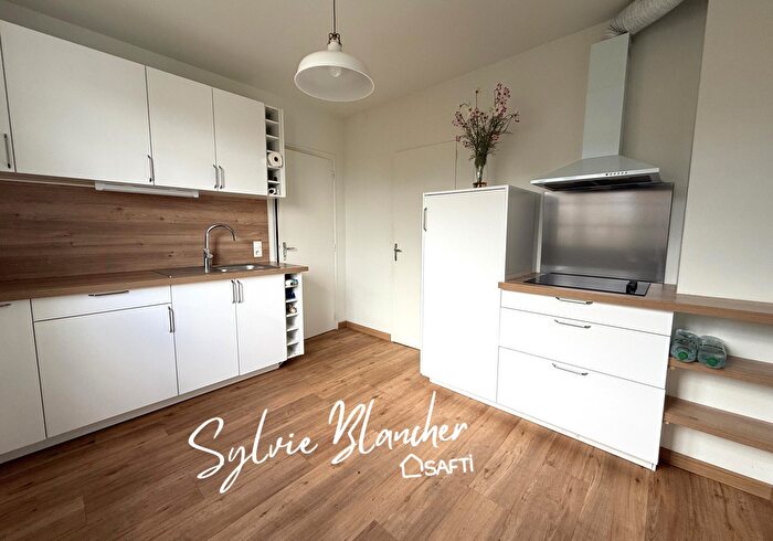 Maison à vendre - Fontaine-Étoupefour - 6 pièces - 4 chambres