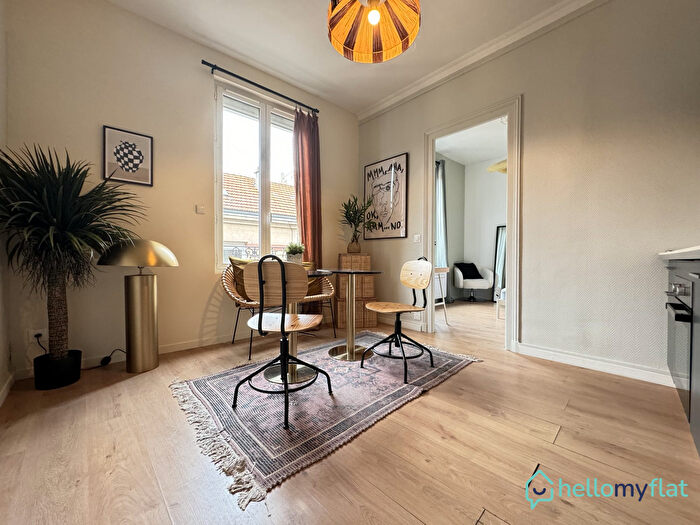 Appartement 2 pièces à Reims, Centre-ville, à louer