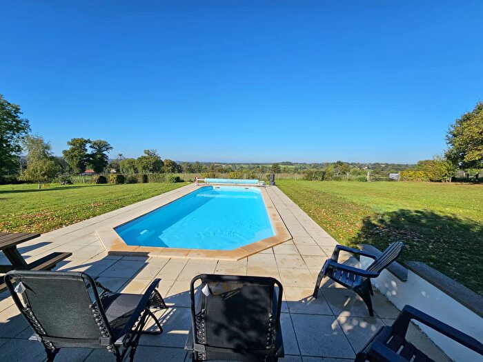 Maison à vendre - Saulgond - 6 pièces - 3 chambres