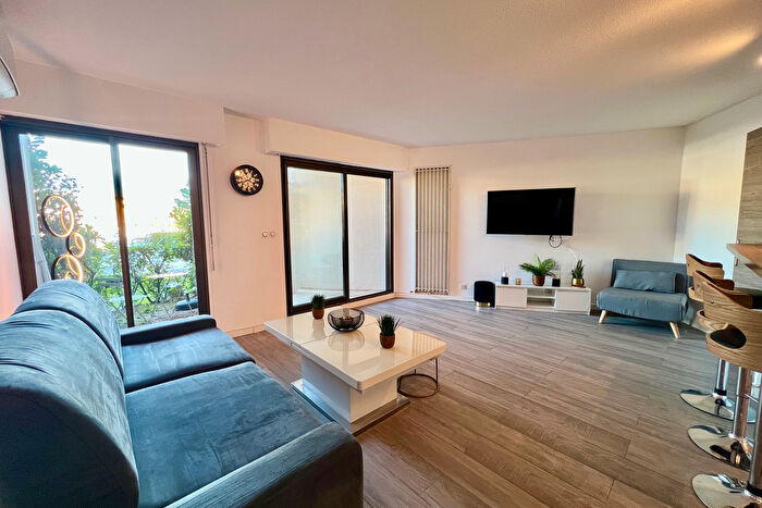 Appartement à louer - Mandelieu-la-Napoule, La Napoule - 1 pièce