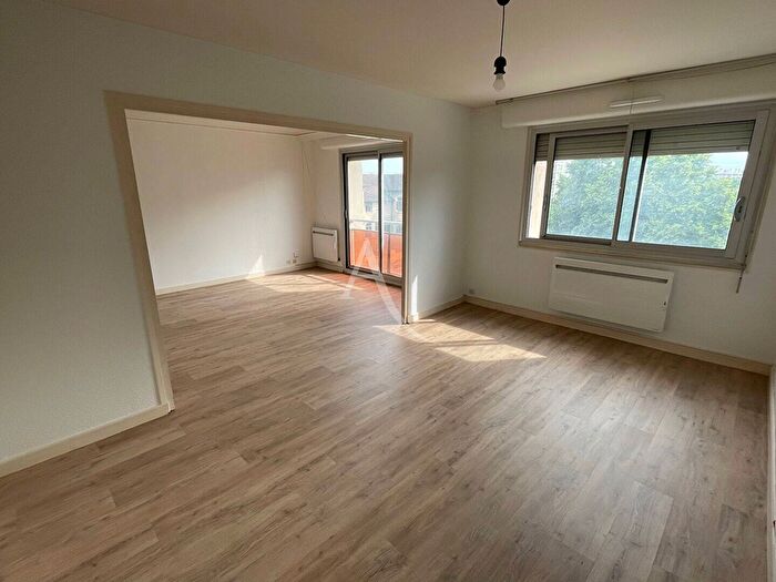 Appartement à louer - Centre-Brou, Bourg-en-Bresse - 3 pièces - 2 chambres