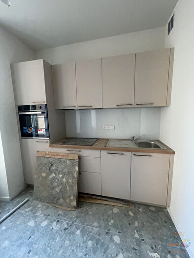 Appartement à louer - Mulhouse, Rebberg - 2 pièces - 1 chambre