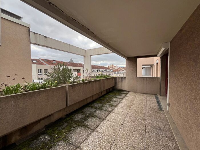 Appartement à louer - Lyon e , Tête dOr, Vitton - 5 pièces - 4 chambres