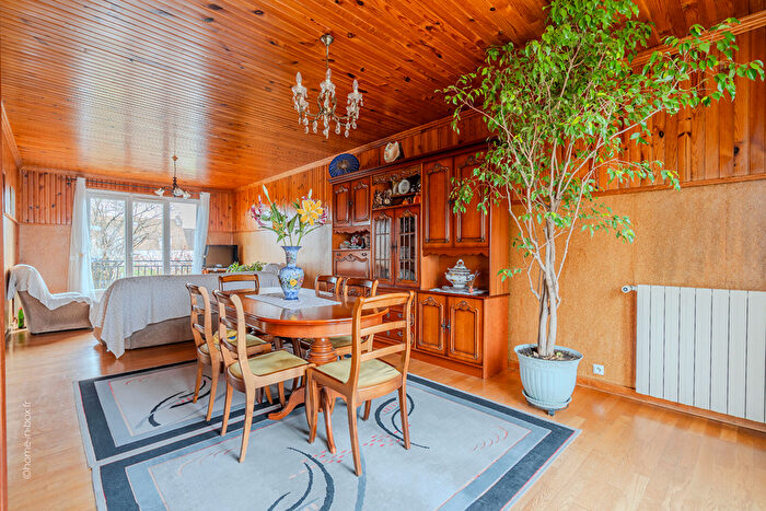 Noisy-le-Grand, Centre-ville : Maison 7 pièces à vendre