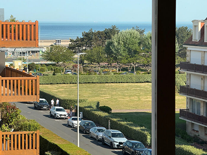 Appartement à vendre - Deauville - 5 pièces - 2 chambres