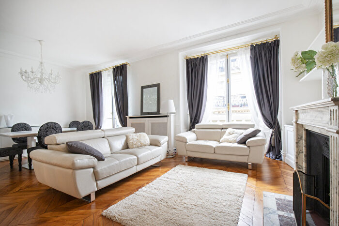 Appartement 3 pièces à Paris 17ème, Batignolles, Cardinet, à louer